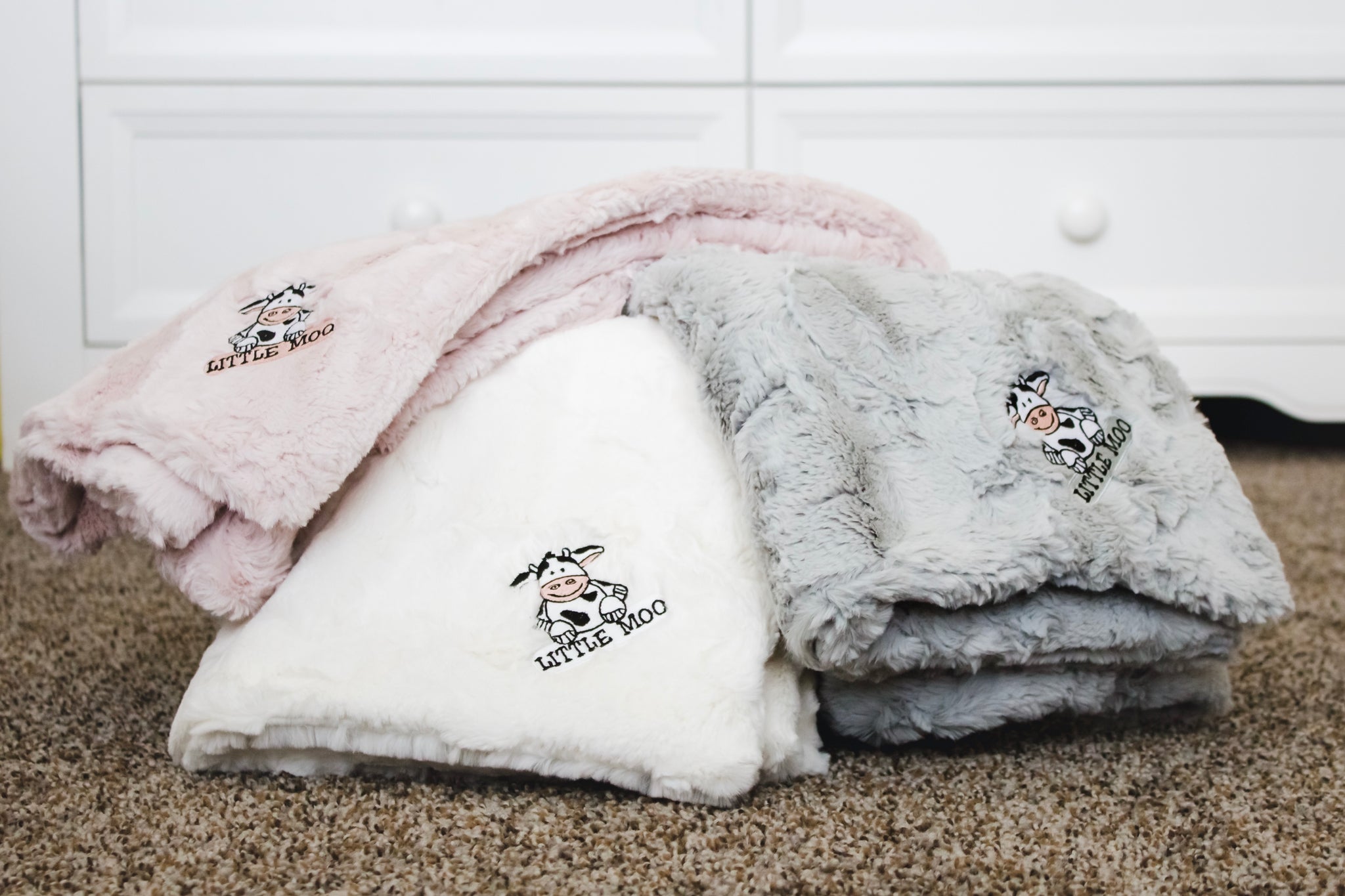 Little Moo | The Softest Blankets & More
